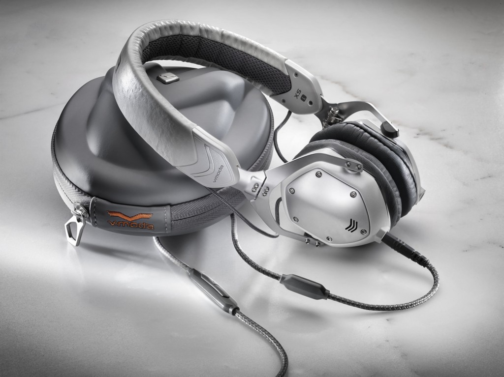 V-MODA XS Headphones Unveiled: Benchmark Reviews @TechPlayboy